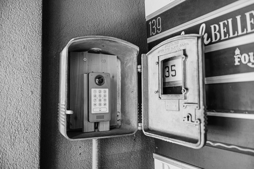 Catacomb 435 – Church Street Family